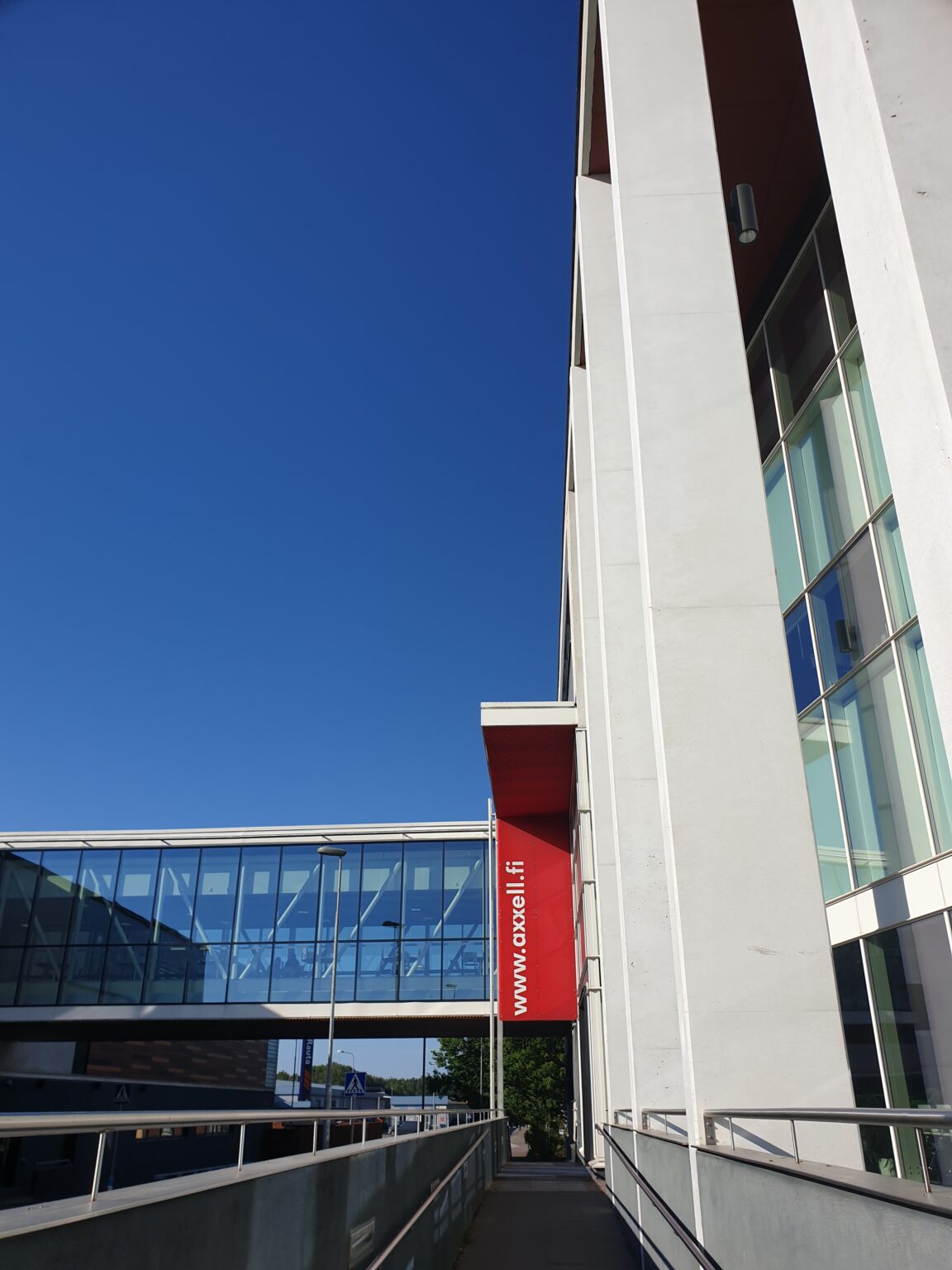 Framtidens arbetsliv kräver många nya nycklar – Axxell satsar på ...