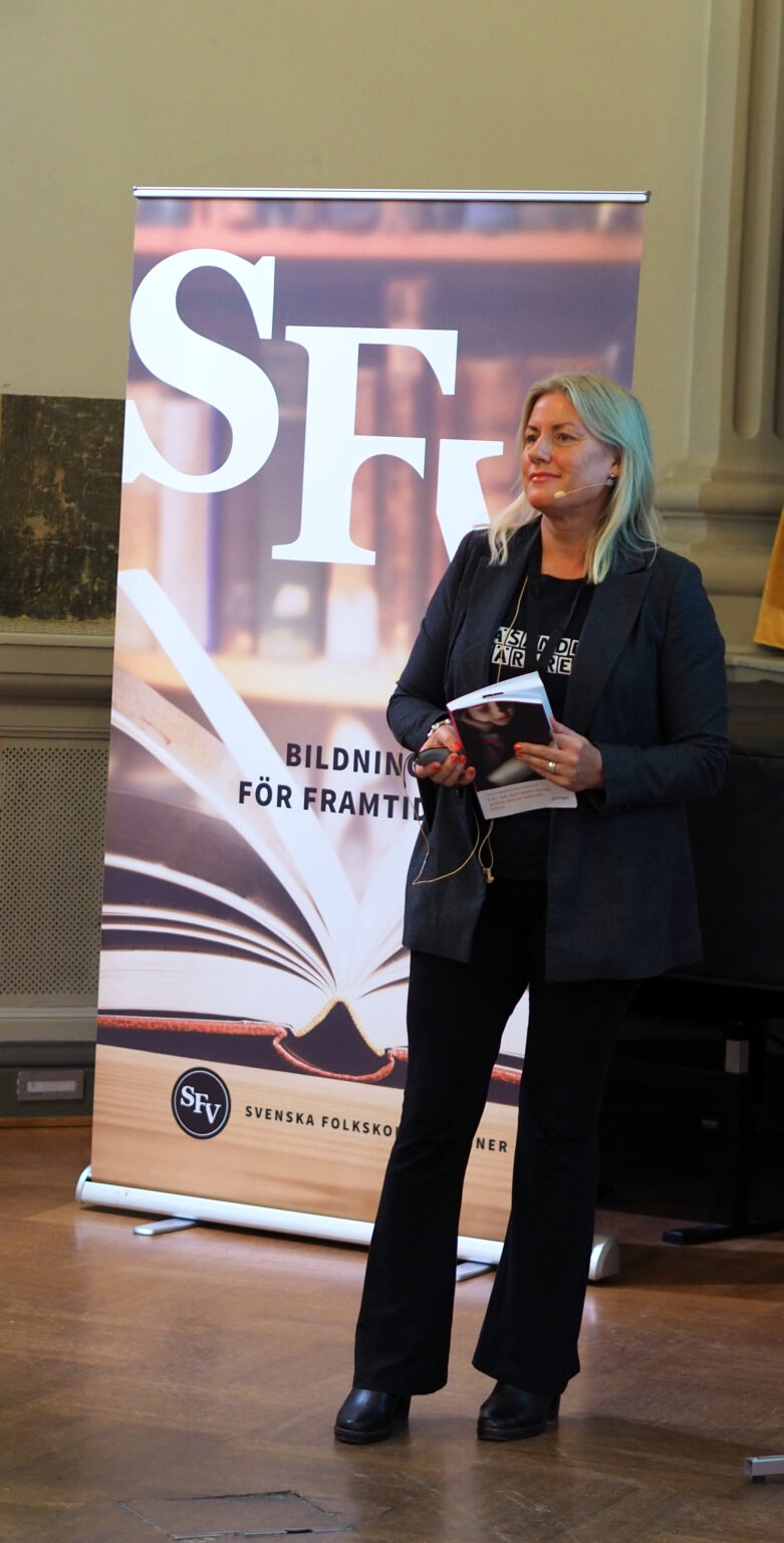 Maria Ekenhill ger nycklarna som öppnar läsmotståndarens bok - Lärorikt